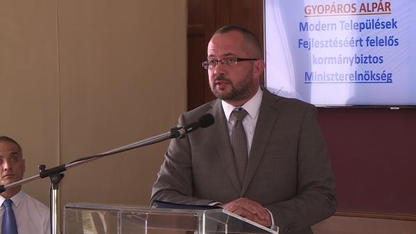 Gyopáros Alpár: idén is folytatódik a Modern városok program