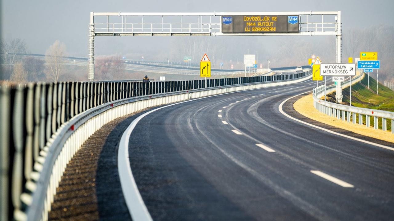 Épül az M44-es gyorsforgalmi út Lakitelek és az M5 autópálya közötti ...