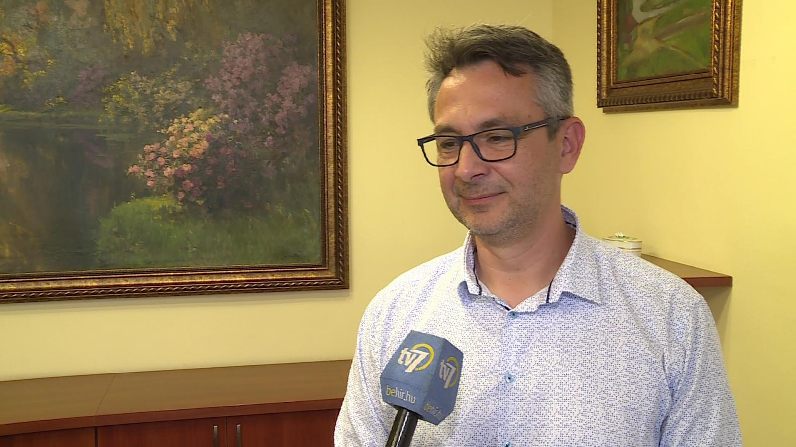 Több helyen is problémát okoznak a galambok Békéscsabán